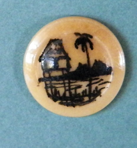 Bb Monochrome decorated Vegetable Ivory Vintage BUTTON ISLAND SCENE ...