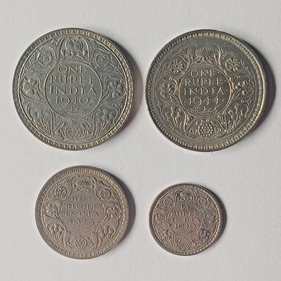 Lot Silber Britisch Indien - One Rupee 1940 + 1944, Half Rupee 1943, 1/ ...