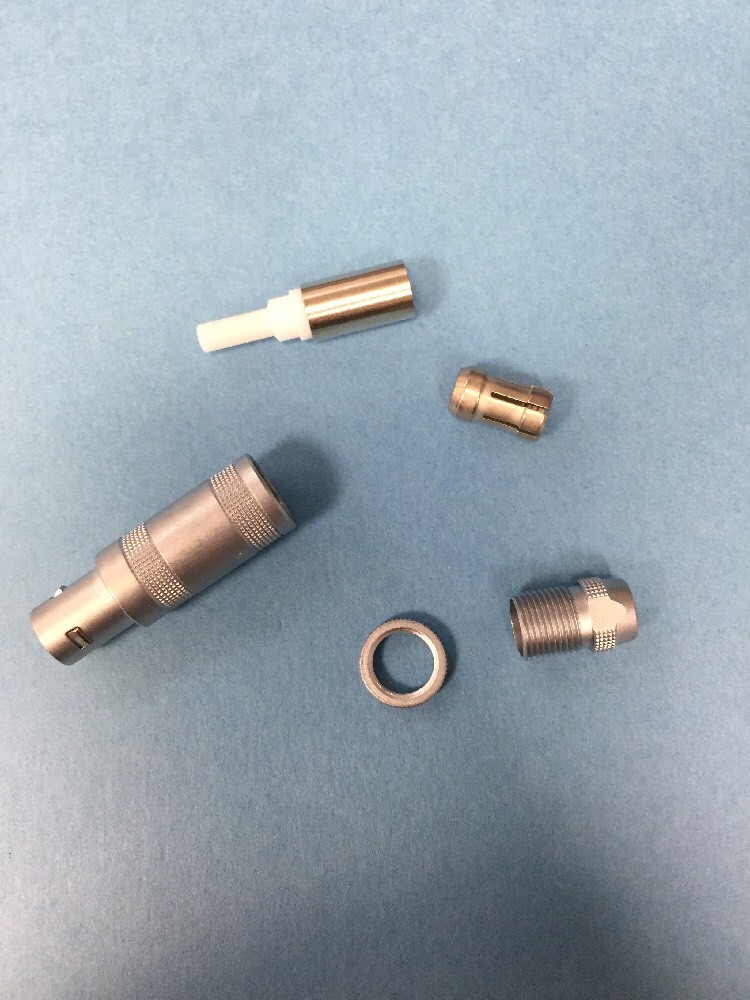 One (1) LEMO FFB.1S.405.CTAC52 Circular Connector Plug, Male Pins ...