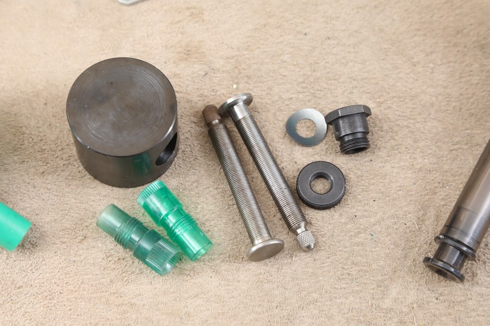 Reloading Lot: RCBS Uniflow Powder Measure, RCBS Range Master 750 ...
