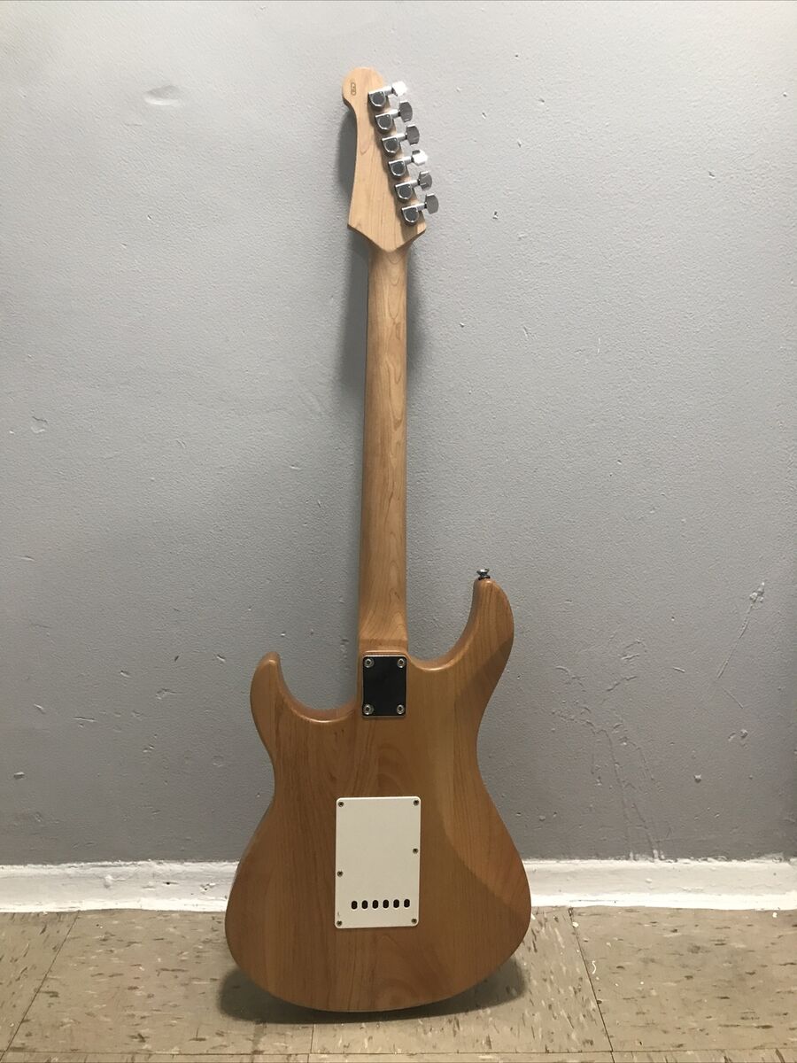 YAMAHA Pacifica 112 Electric Acoustic Guitar ( Natural Wood YAMAHA Pacifica 112 Electric Acoustic Guitar ( Natural Wood