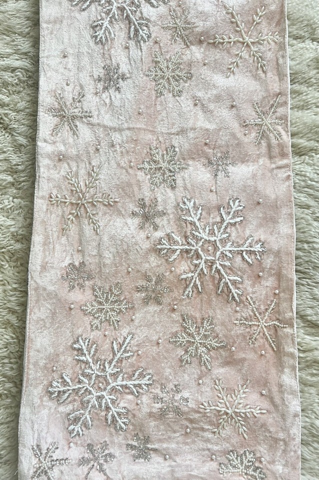 BRAND NWT RACHEL ZOE LOS ANGELES NEW YORK BEADED SNOWFLAKES 16X72 ...