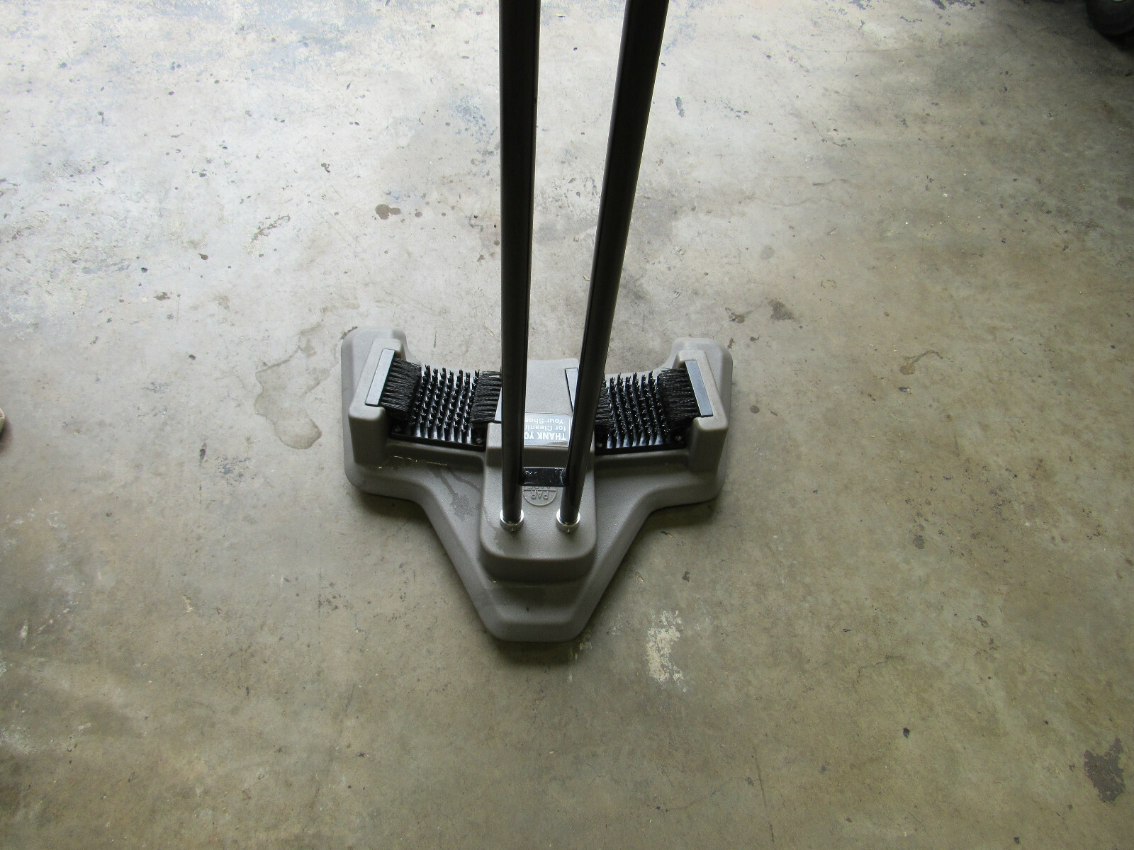 Portable Spike Brush Stand w/ Alternative Brushes Grey Par Aidie #512 ...