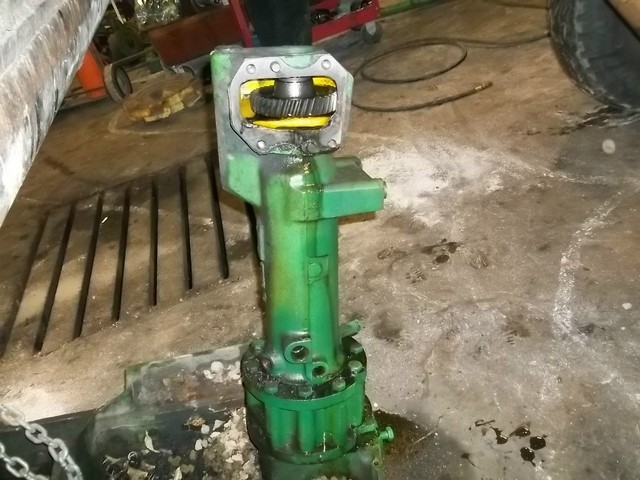 John Deere 620 Power Steering Spindle & Pedestal F2303R for sale online ...