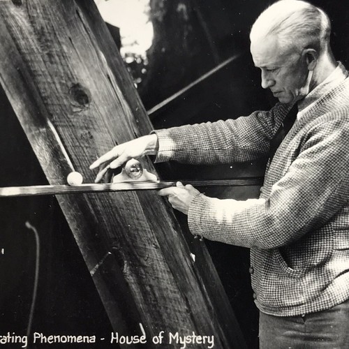 Demonstrating Phenomena House Of Mystery Oregon Vortex Gold Hill ...