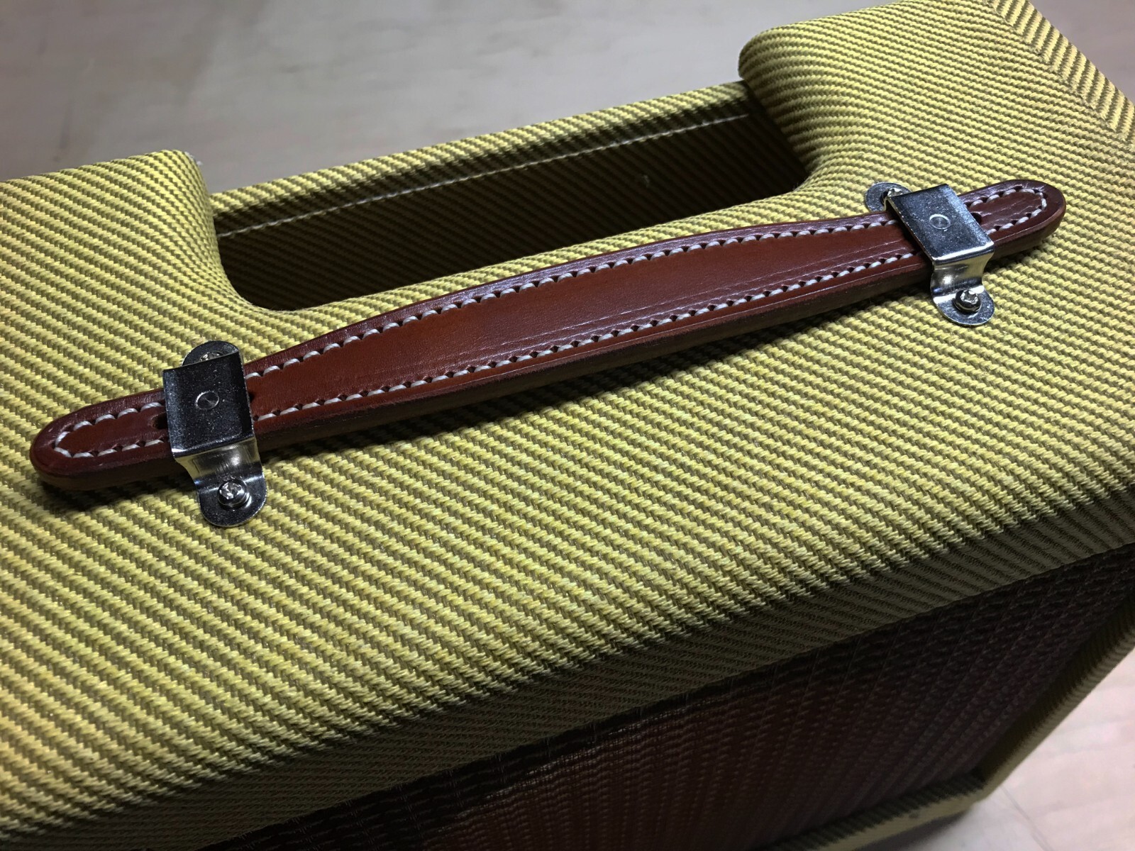 HANDMADE FULL GRAIN LEATHER AMP HANDLE FOR FENDER "TWEED" AMP - MADE IN ...