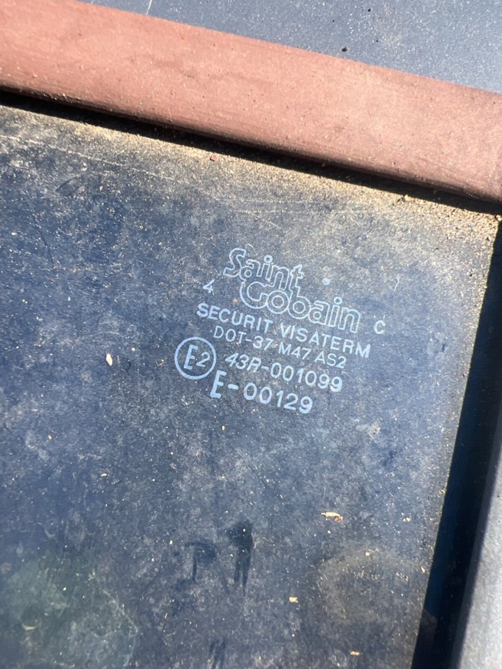 84 Maserati Biturbo rear right side body window glass | eBay