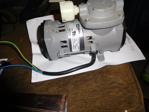 THOMAS 107CCD18 Compressor/Vacuum Pump Tested Works Great 220/230 V | eBay