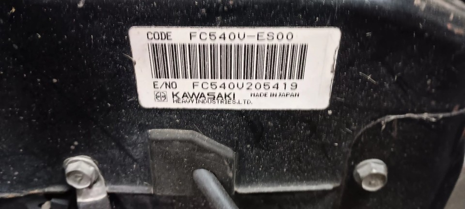 John Deere GT275 Complete Engine Kawasaki FC540V 17HP Vertical Shaft 1. ...