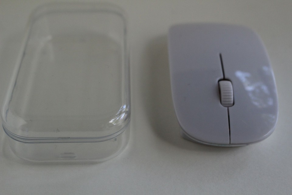 Computer Mouse Wireless Scroll Wheel White, Red LED USB Dongle for ...