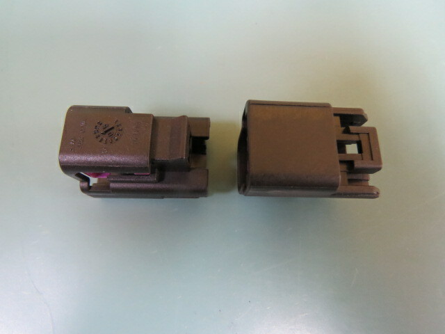 Delphi 15332129 Qty of 100 per Lot CONNECTOR; 2 Way Black GT 150 ...