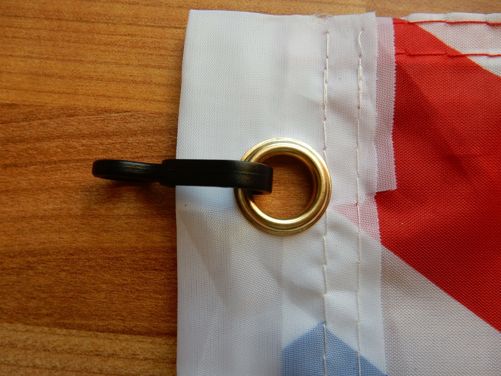 UK POST x2 Flag Pole Snap Hooks Clips BLACK Hard Durable Flagpole ...