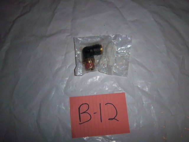 Navistar International Truck Bus Pipe Elbow Fitting Assembly 2017519C1 ...