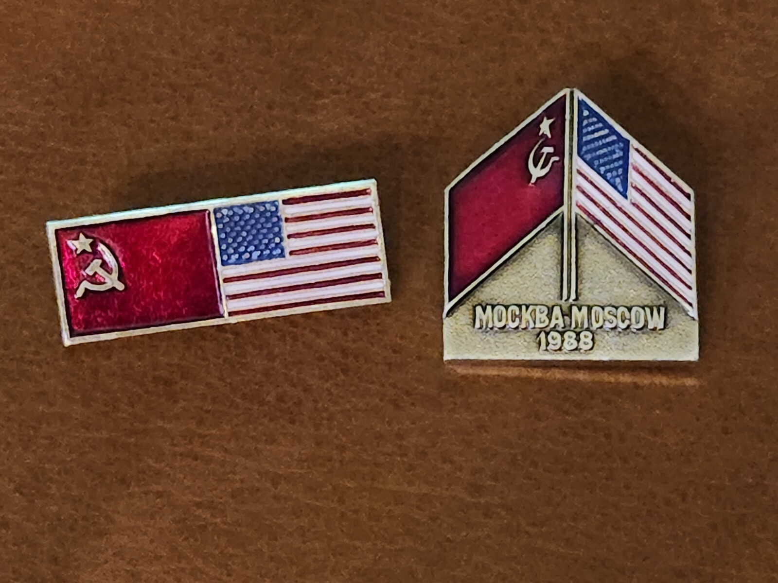 United States and Russia 1988 Mockba-Moscow Set of 2 Summit Enamel Flag ...