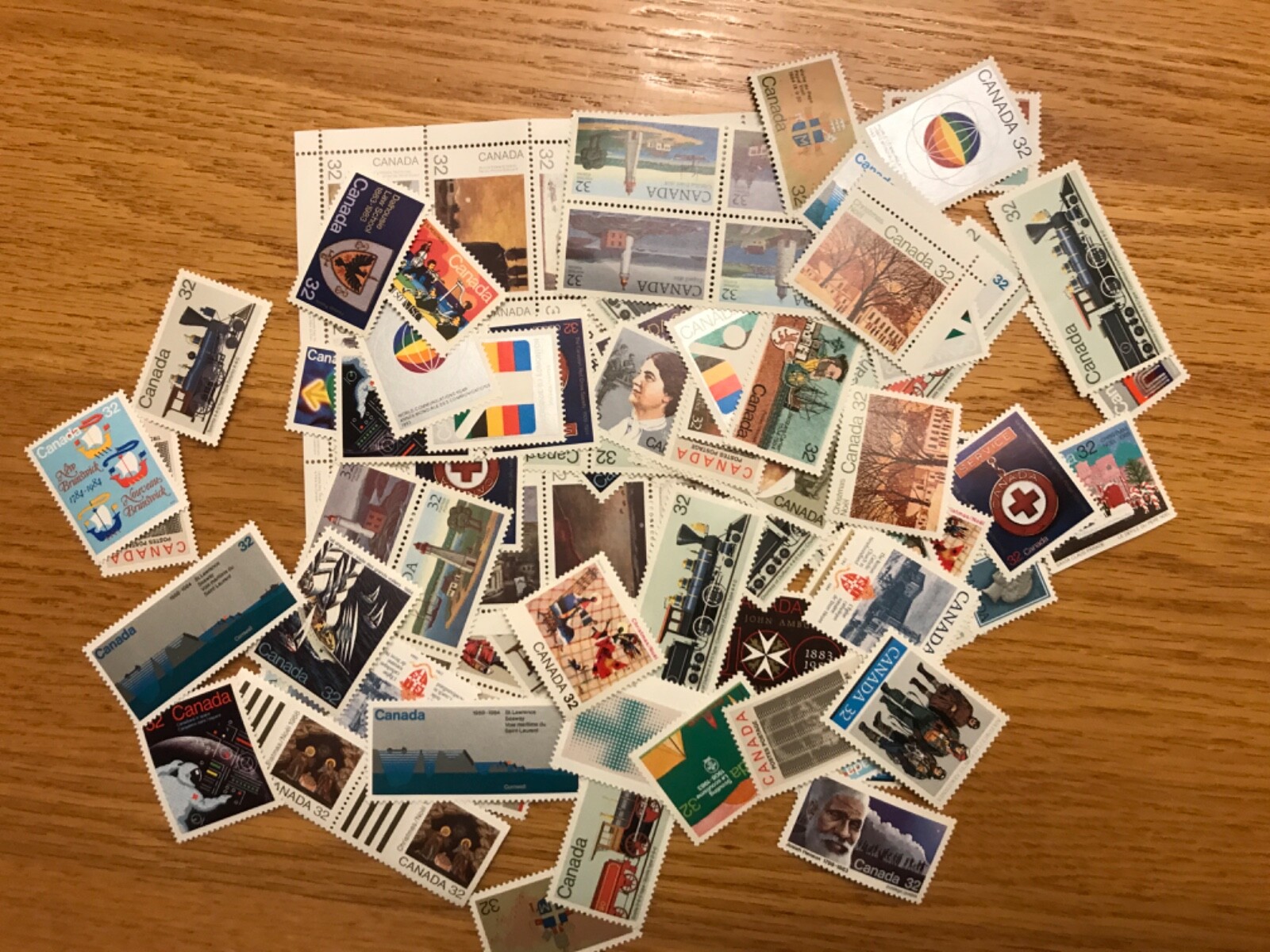 Bengphil Canada Lot of 100 X .32 cents stamps MNH below face $32 | eBay