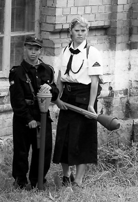 WW2 Photo WWII German Children with Panzerfaust World War Two Wehrmacht ...