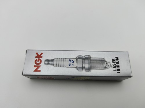 For VW Audi Set of 4 NGK Laser Platinum Pre-Gapped Spark Plugs PFR7S8EG ...