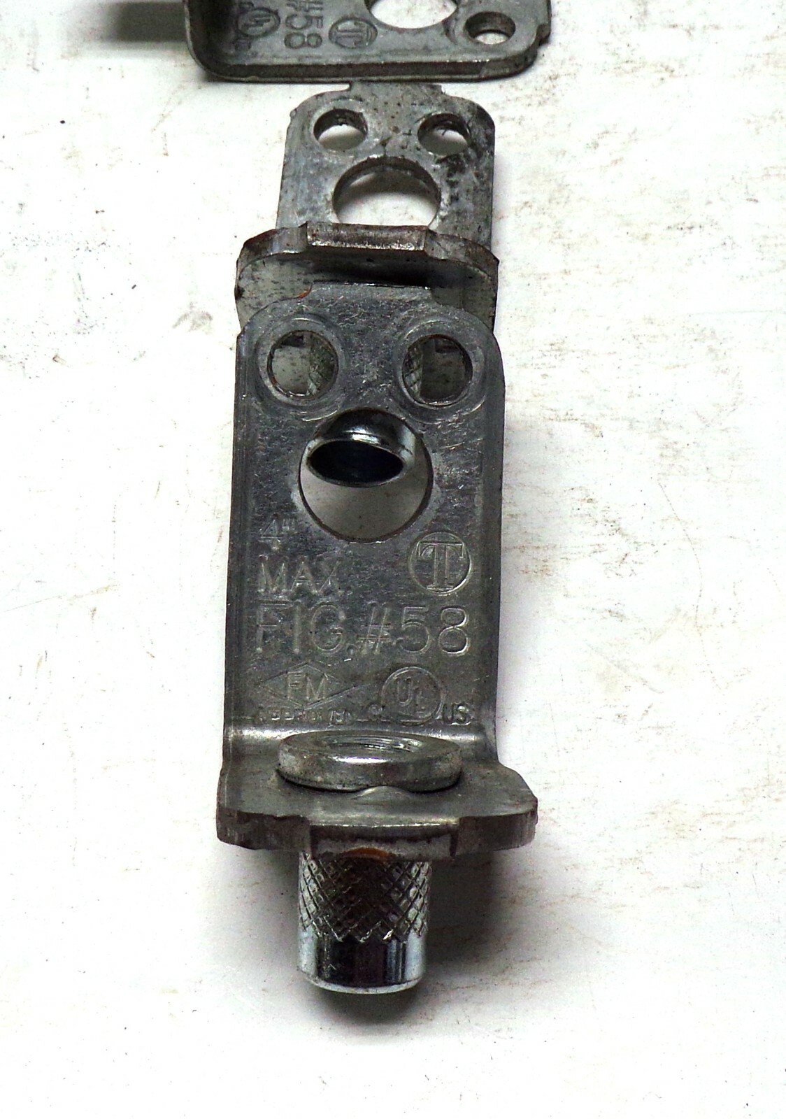 B-LINE THREADED SIDE BEAM BRACKET, FIG #58, 1/2" TO 4" PIPE SIZES, LOT ...