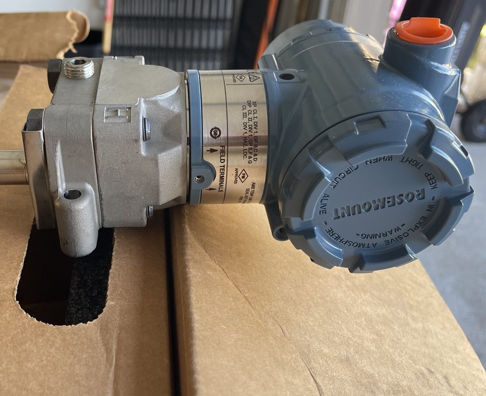 Rosemount 3051C Smart Pressure Transmitter with Flanged Sensor Brand ...