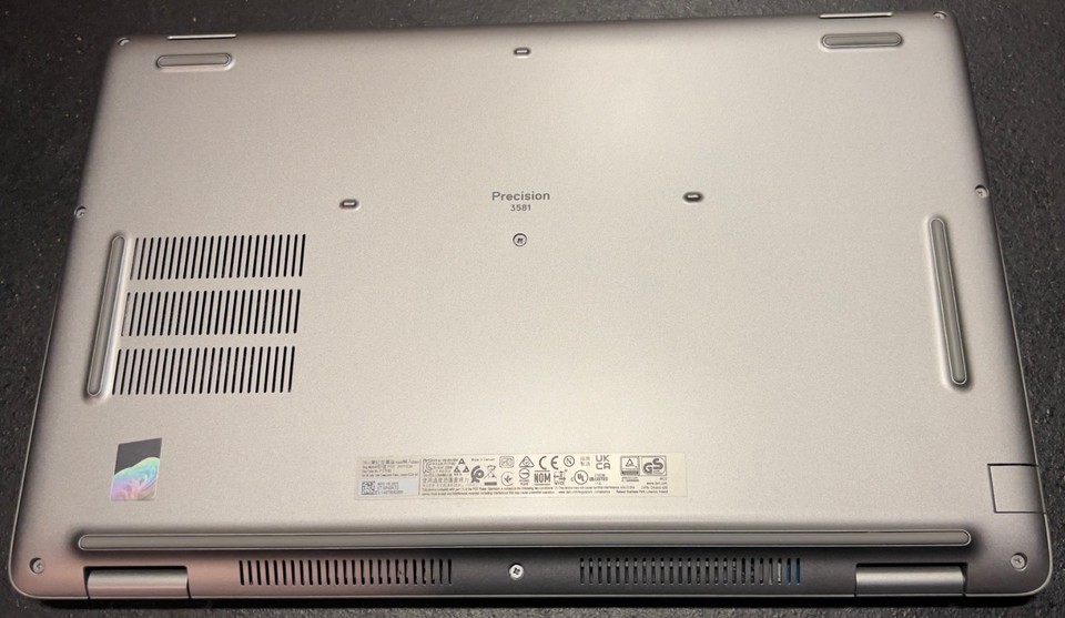 Dell Precision 3581 15.6" i7-13700H 14-Core 32GB DDR5 512GB SSD W11P ...