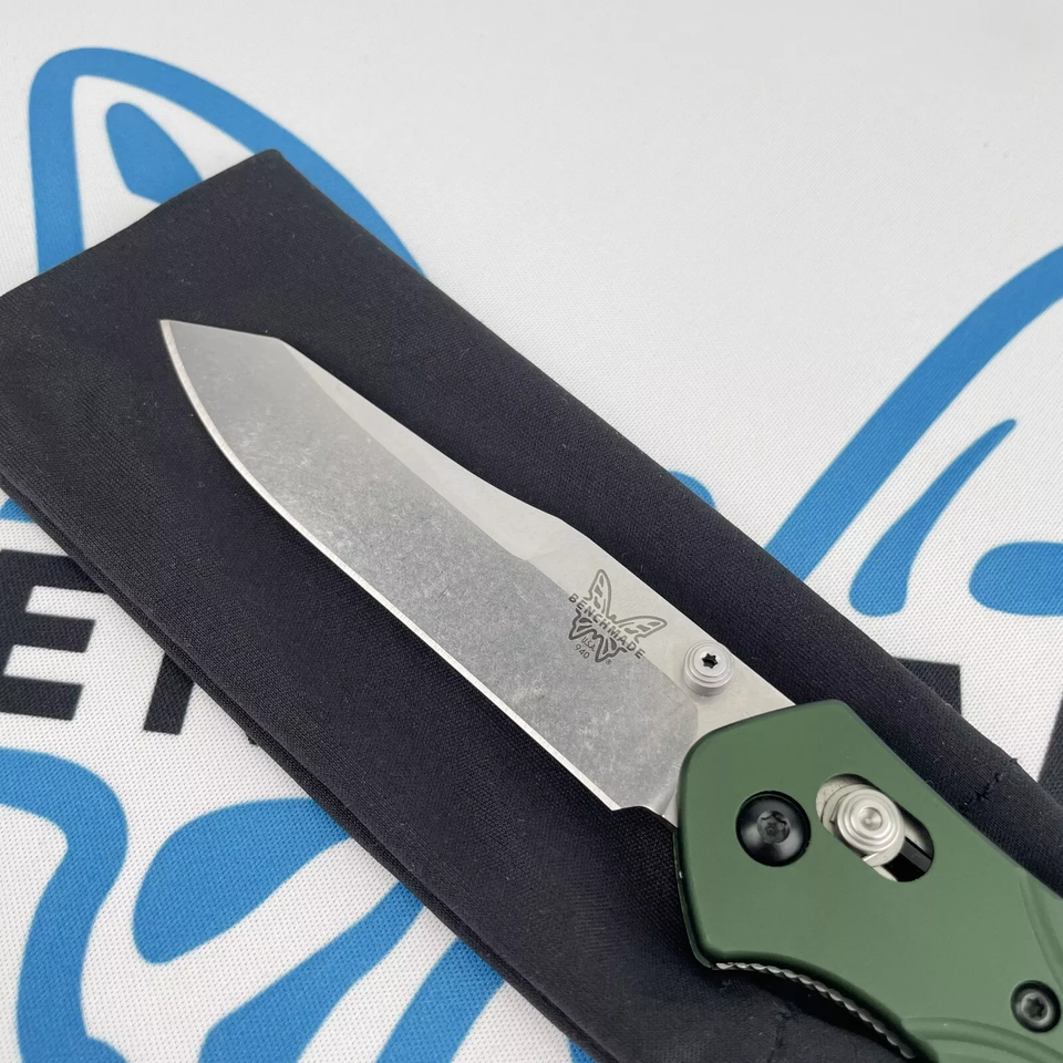 Benchmade 940 Osborne CPM-S30V Blade Green Handle AXIS Lock Folding ...