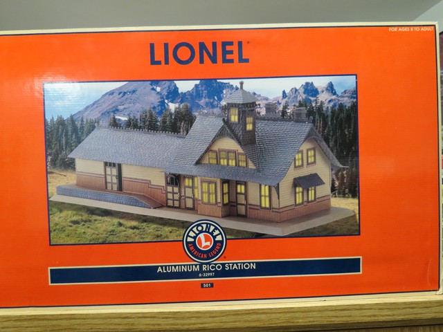 Lionel Very RARE Aluminum Tinplate Rico Station From 2000 6-32997 for ...