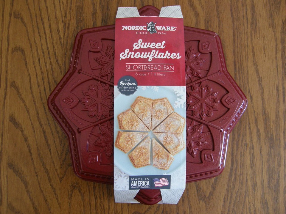 Nordic Ware Sweet Snowflake Shortbread or Cake Pan - Christmas, Winter ...