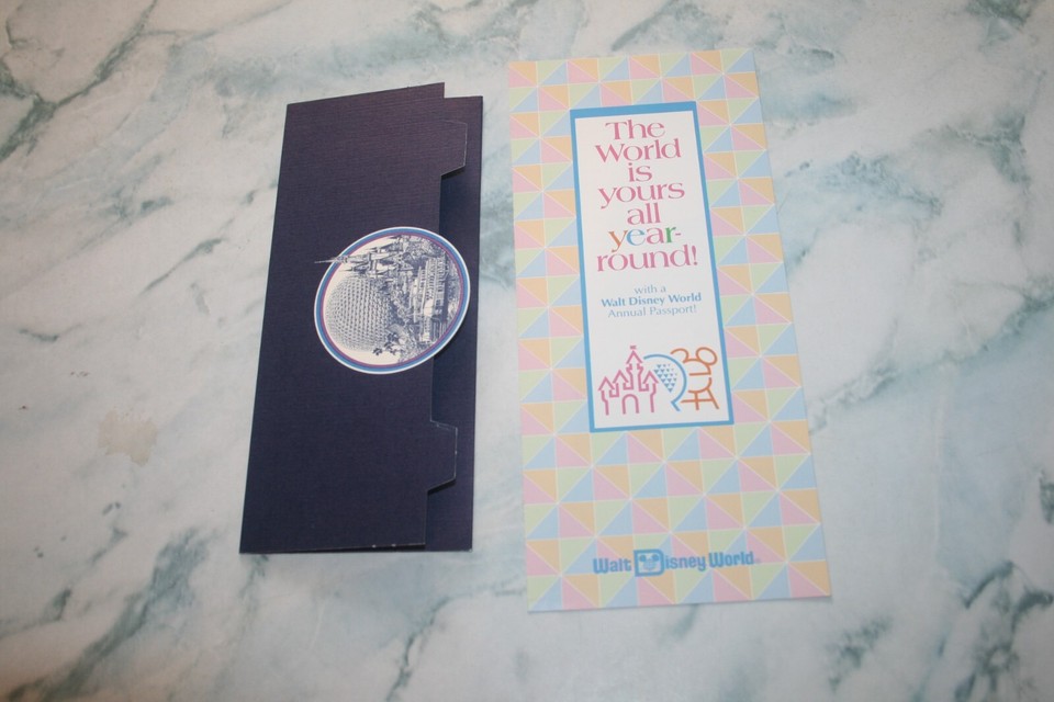 Vintage Walt Disney World Pamphlets and Magazines from early 1990's lot ...