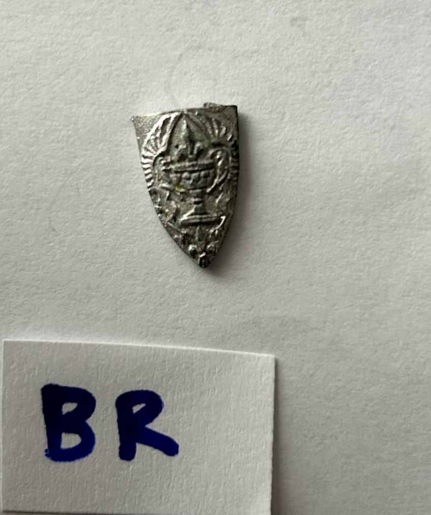 Grail Knight Shield Bitz Bretonnian Metal Oldhammer WARHAMMER TOW | eBay