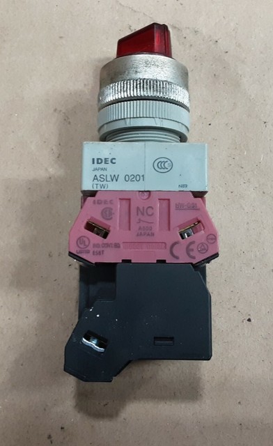 IDEC Illuminated 2-position Maintained Selector Switch ASLW 0201 Green ...