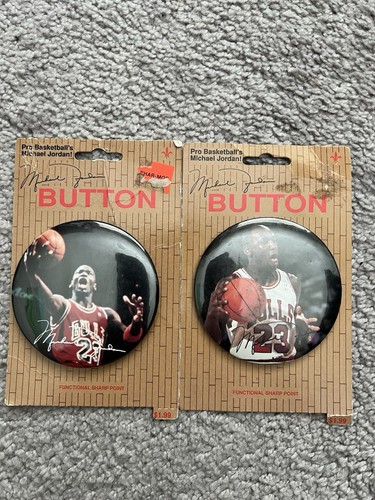 2 Michael Jordan Pin Back Button Vintage Chicago Bulls NBA Memorabilia ...