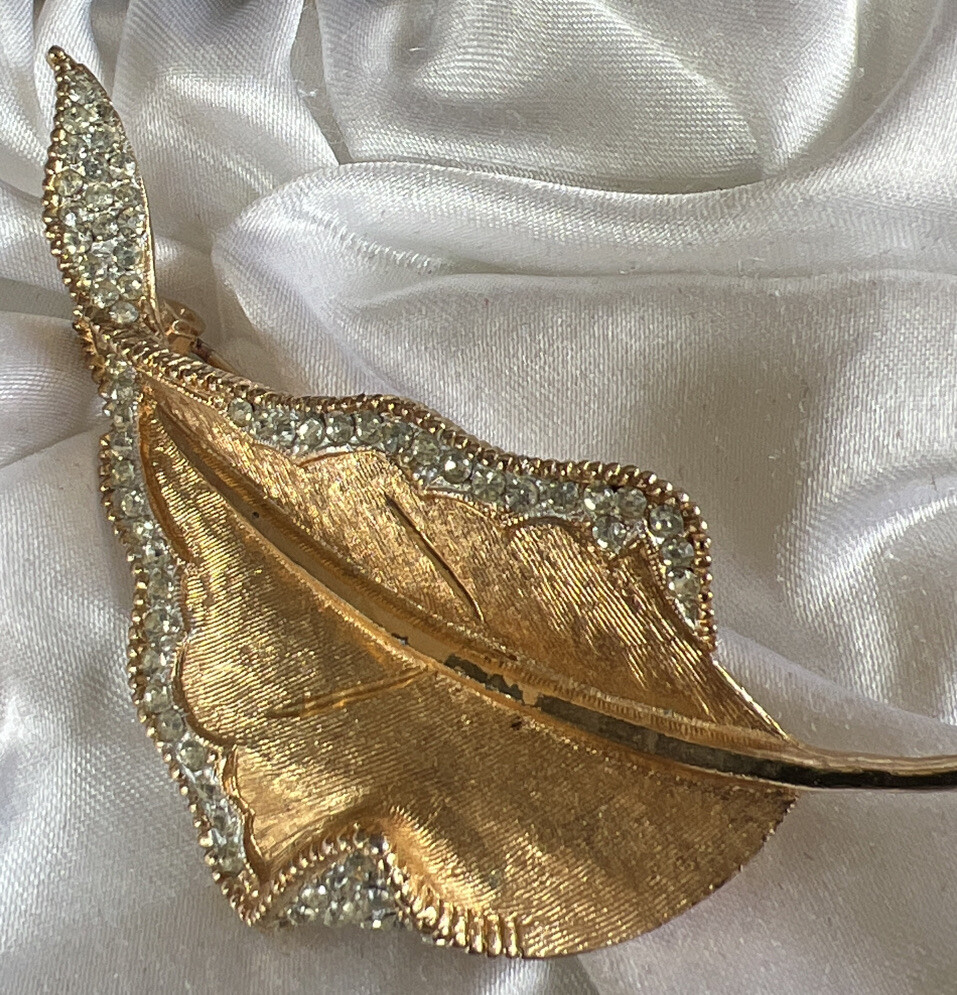 1960s BSK Brooch Pin Statement Leaf Matte Gold Tone M… - Gem
