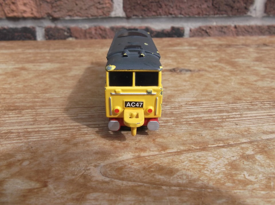 ERTL Thomas The Tank Engine & Friends Train - D7101 - BEAR - POST ...