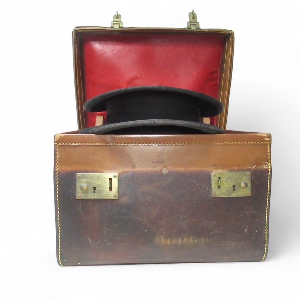 Vintage Antique Bowler Hats in Antique old fashioned Trunk - Preloved ...