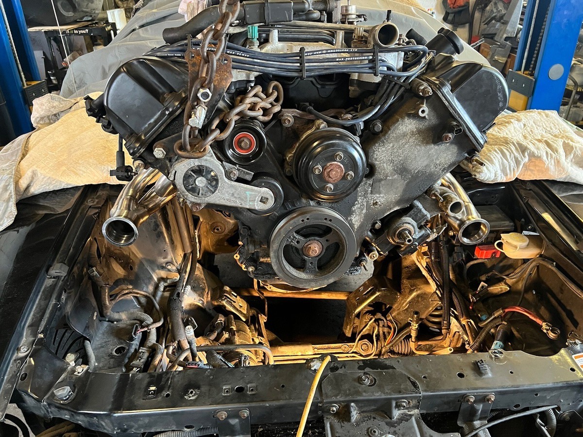 Mustang V6 Twin Turbo Kit