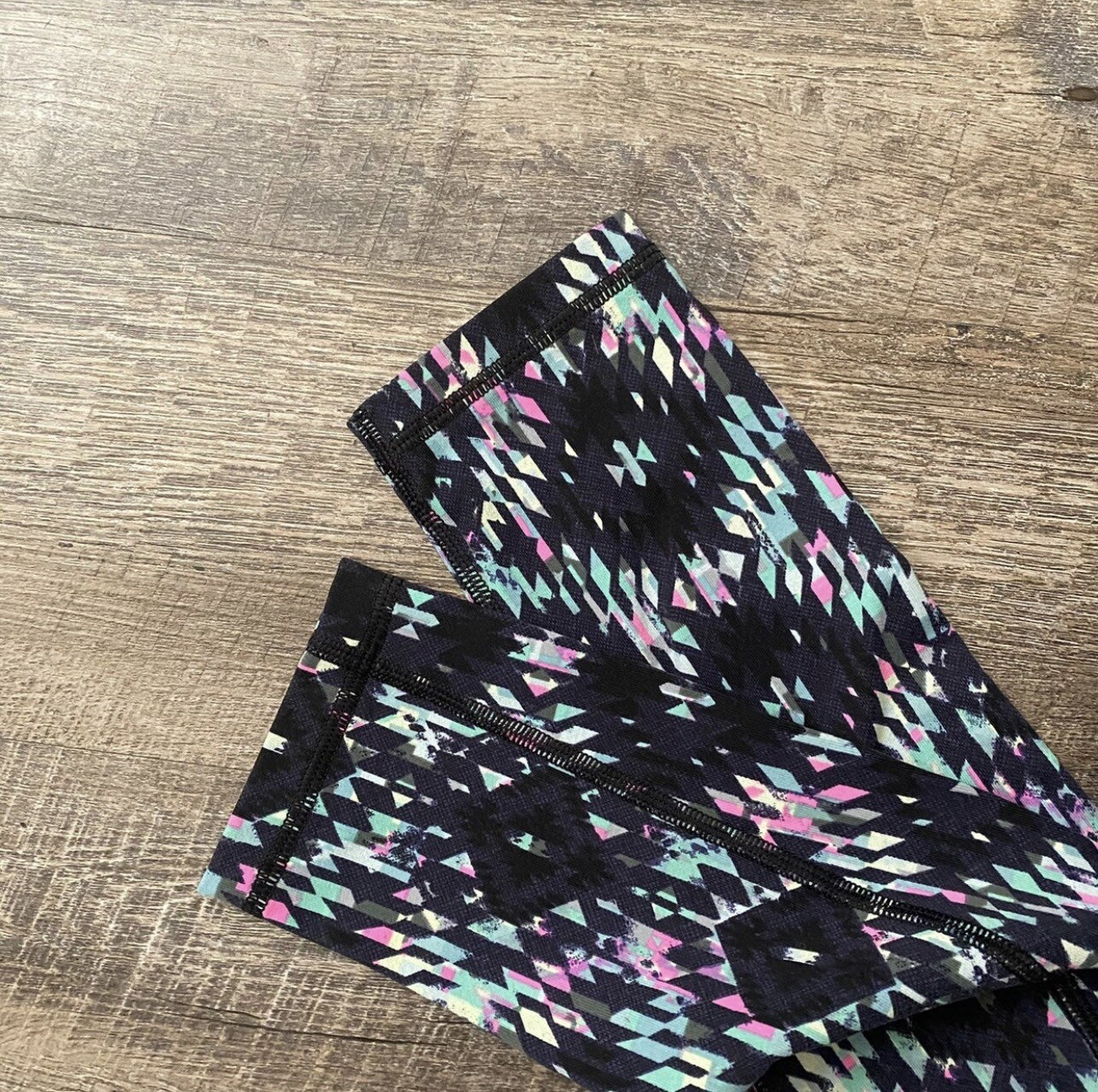 Victoria's Secret VSX Knockout Mayan Temple Tight Leg… - Gem