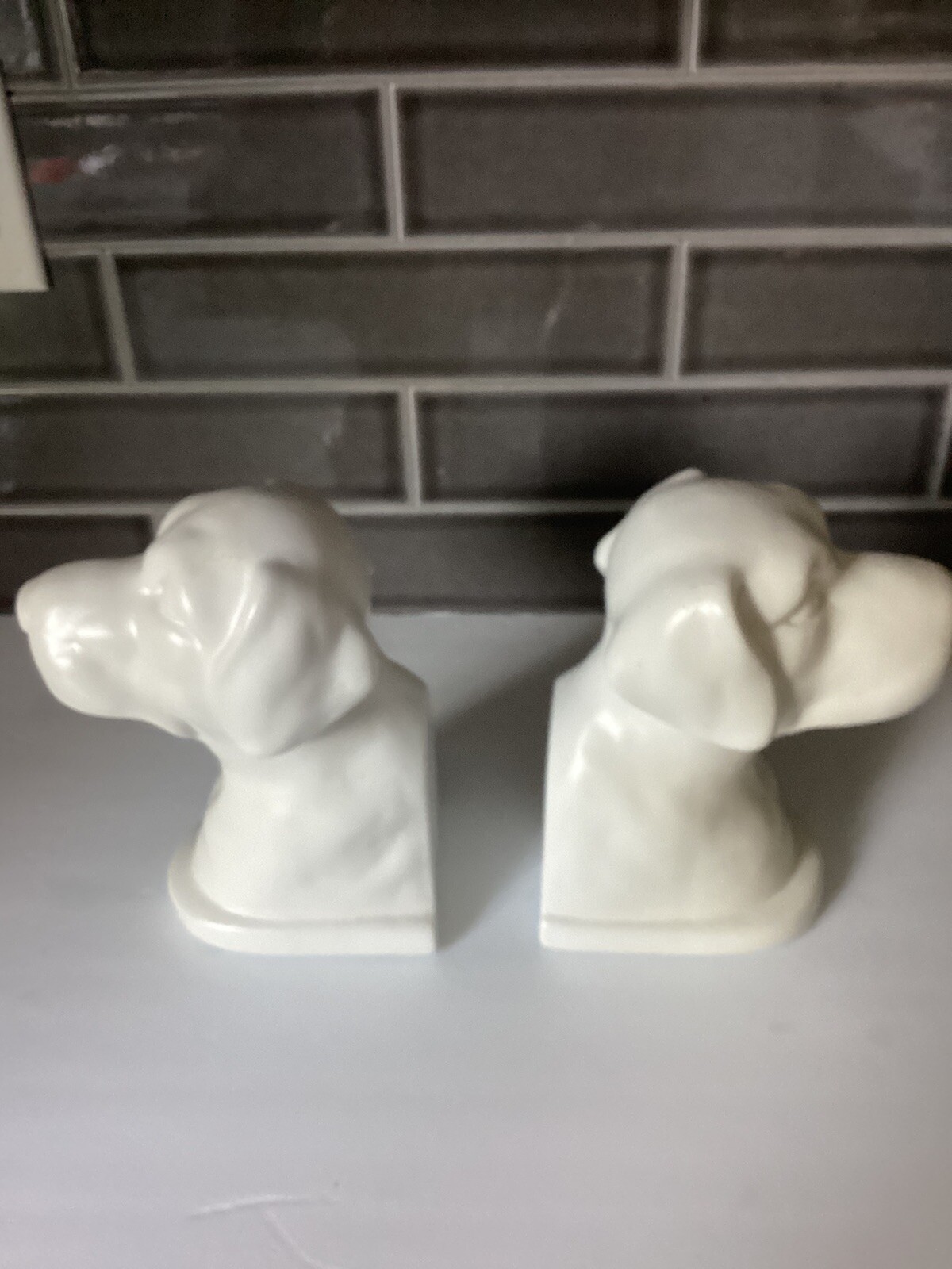 A Set of white of Ceramic Labrador Retriever Dog Bookends Excellent ...