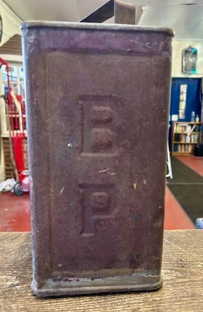 Motor BP Spirit 2 Gallon Petrol Fuel Oil Can Tin Motor Spirit ...