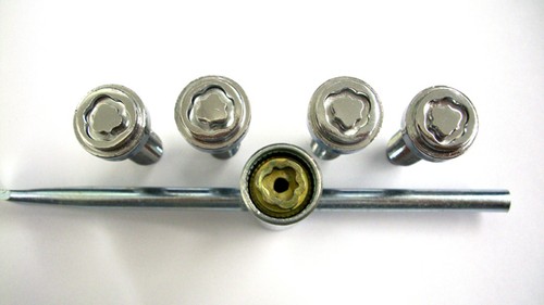 1988-1989 C4 CORVETTE WHEEL CENTER CAP LOCKS | eBay