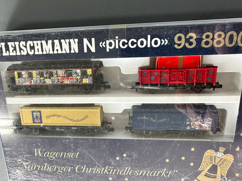 Fleischmann N-Scale 4 Christmas train cars 93-8800 Nurnberger ...