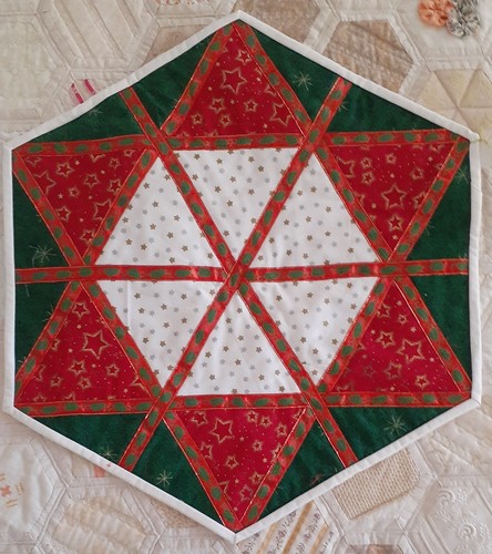 Patchwork Christmas table centre | eBay