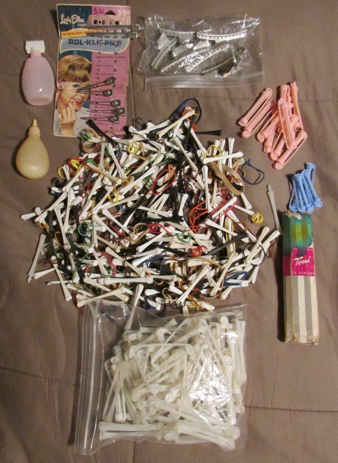 Lot of 220 Vintage Perm Items Elastic Perm Rods Plastic Clip Rods Toni ...