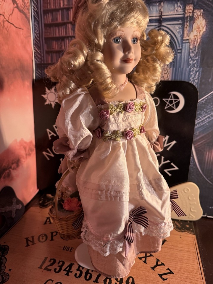 Haunted Doll Active~ Ezra ~ Ifrit Djinn Princess! Royal Wish Magick ...