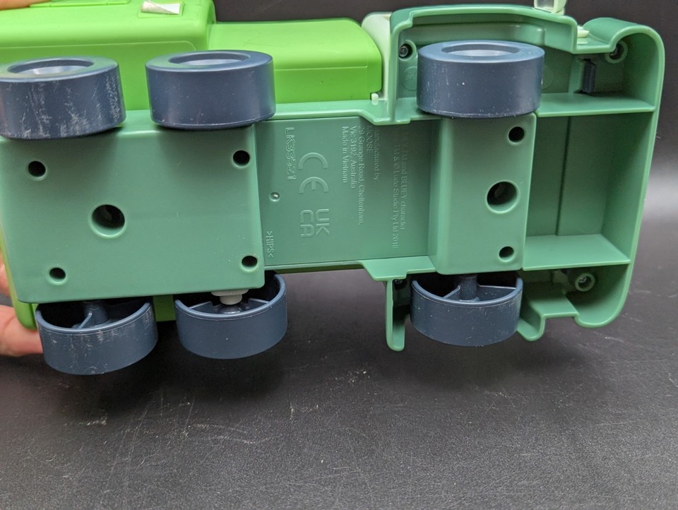 CLEAN - Bluey Garbage Truck with Bluey, Bin Man and 2 Bins | eBay