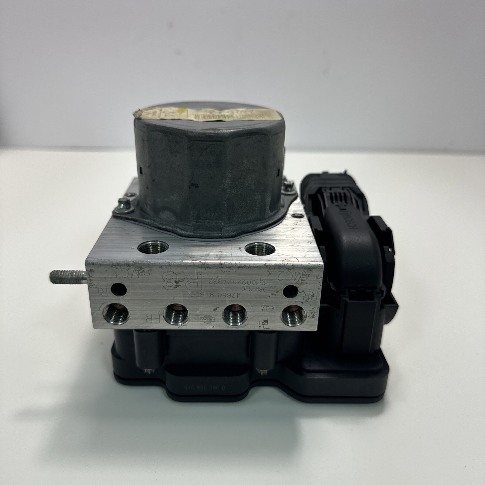 2016 Nissan Rogue 2WD 2.5L ABS Antilock Brake pump module 47660 9TB0C ...