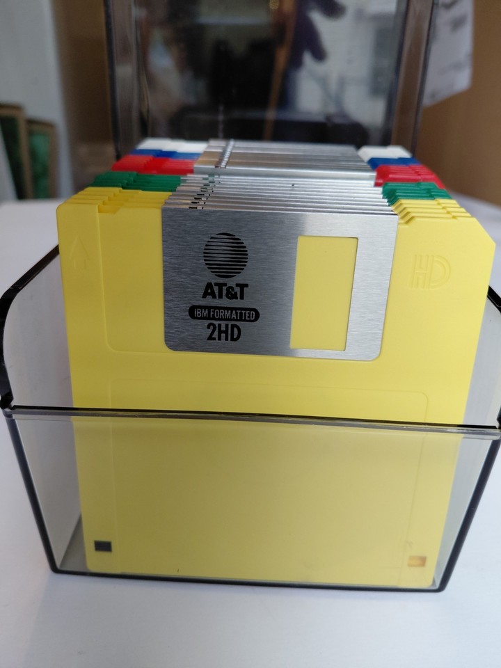 AT&T Floppy Disk 3.5" 2HD Multi Color IBM Formatted 2HD 23 Disks in ...