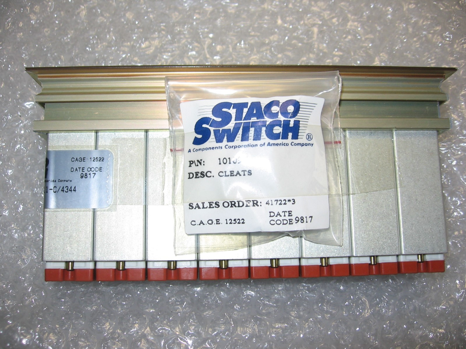 Staco Switch 8-Station Module / Push-Button / Indicator Housing ...