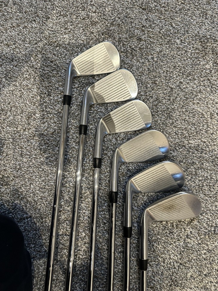 Golf Clubs - T100s Titleist Irons PW-5i X-Stiff Steel Shafts - Good ...