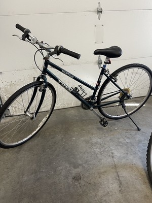 Bicycles - Trek Multitrack - Nelo's Cycles