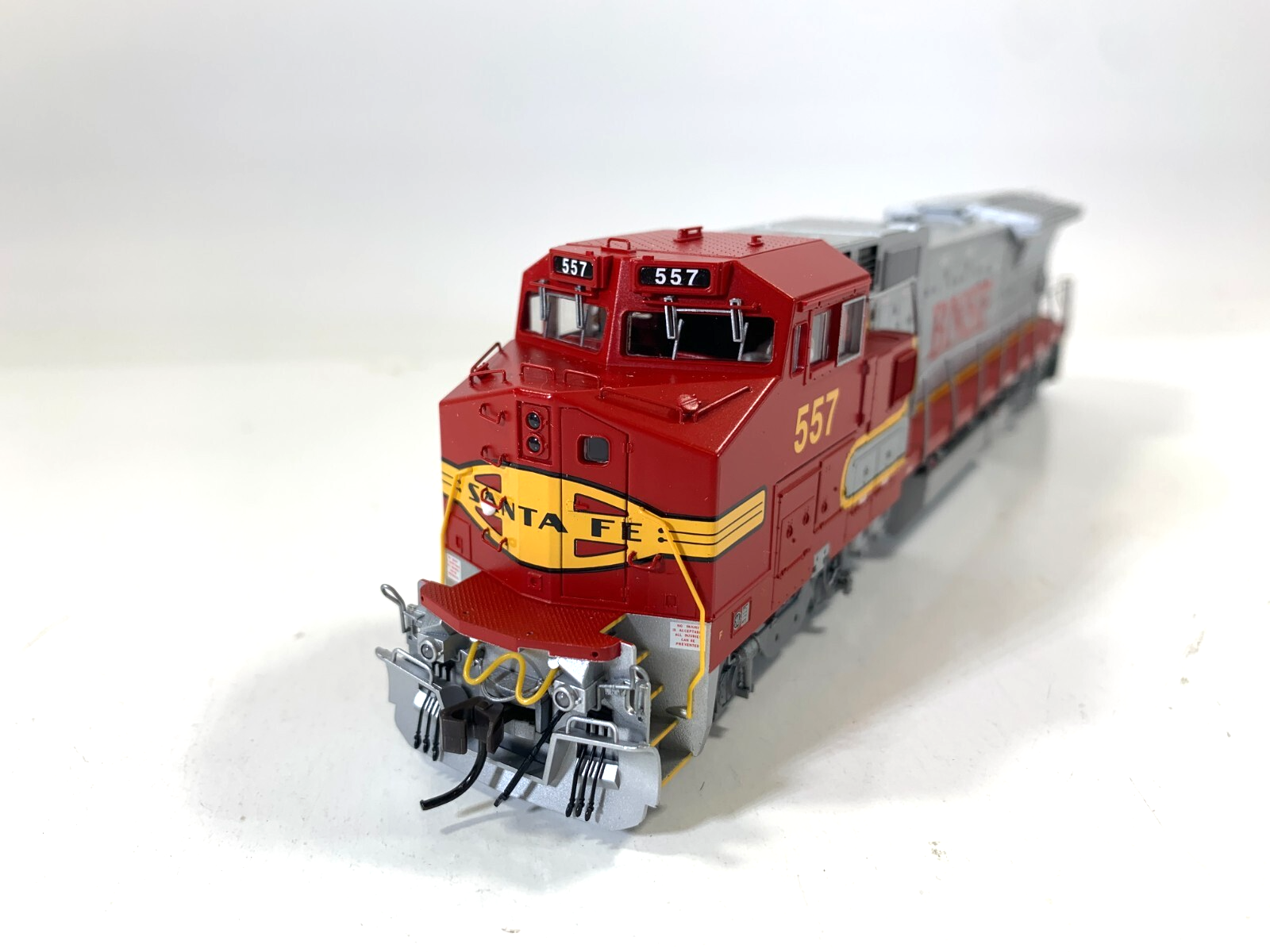 Atlas Master 9055 BNSF Dash-8-40BW Loco #557 (DCC), HO scale | eBay